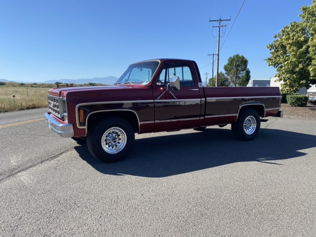 #141 - 1977 Chevrolet C20 pickup Camper Special | MAG Auctions