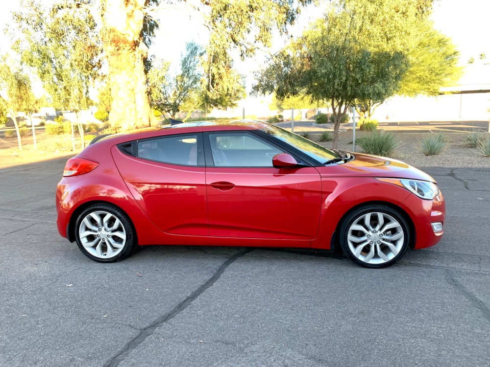 #120R - 2013 Hyundai Veloster | MAG Auctions