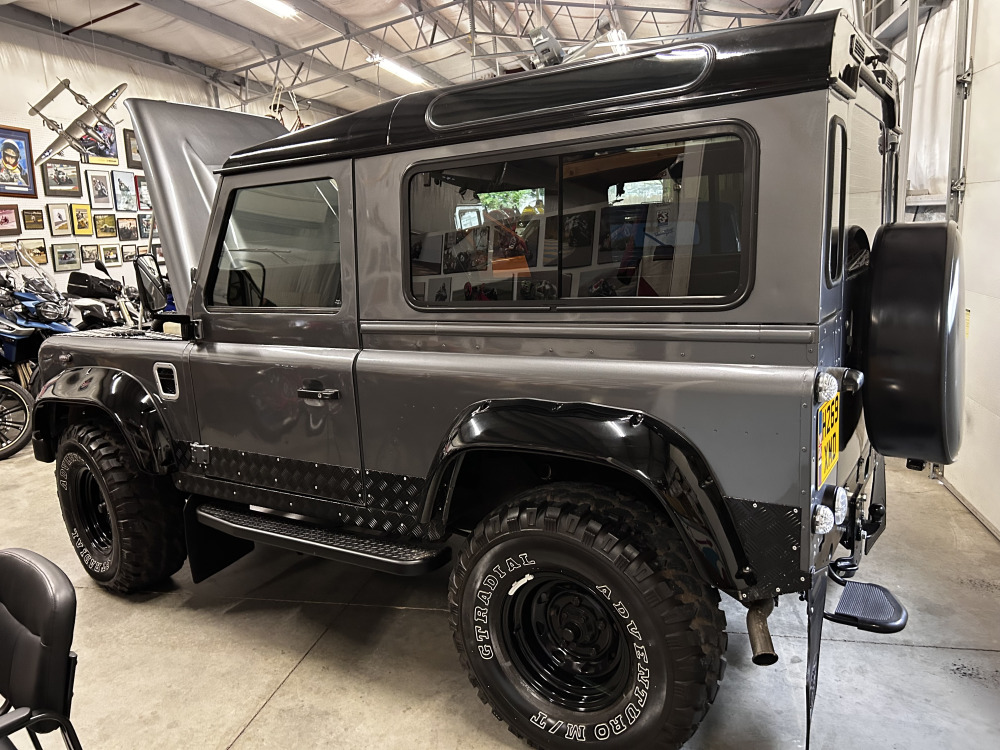 #365 - 1990 Land Rover Defender 90 4x4 Wagon Custom | MAG Auctions