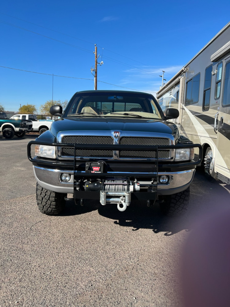 #176 - 2001 Dodge Ram 2500 4x4 | MAG Auctions