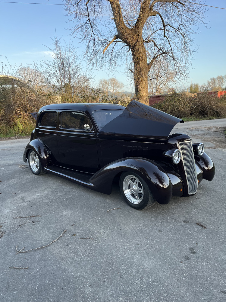 #163 - 1935 Dodge Custom Street Rod | MAG Auctions
