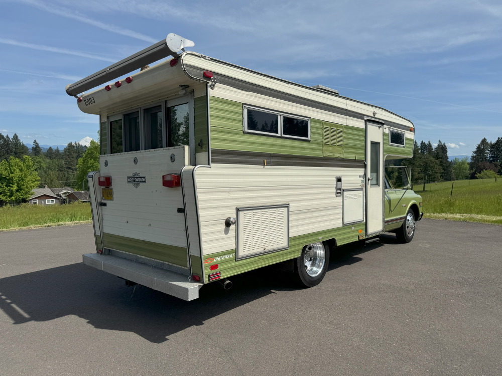 #418 - 1972 Chevrolet C30 Camper | MAG Auctions