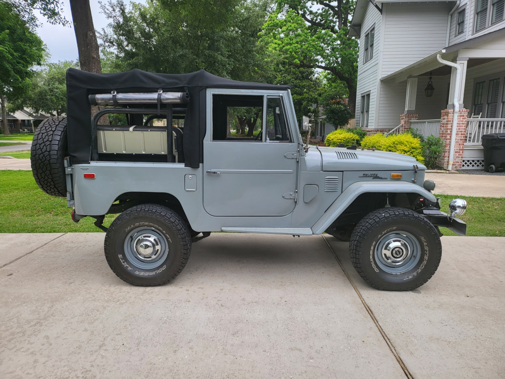 #290 - 1973 Toyota FJ40 | MAG Auctions