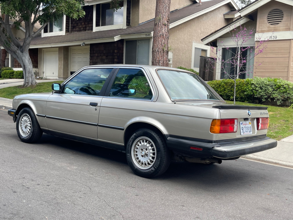 #327 - 1986 BMW 325E 2 DOOR / COUPE | MAG Auctions