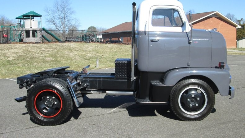 #379 - 1952 International Custom COE SEMI-TRUCK | MAG Auctions