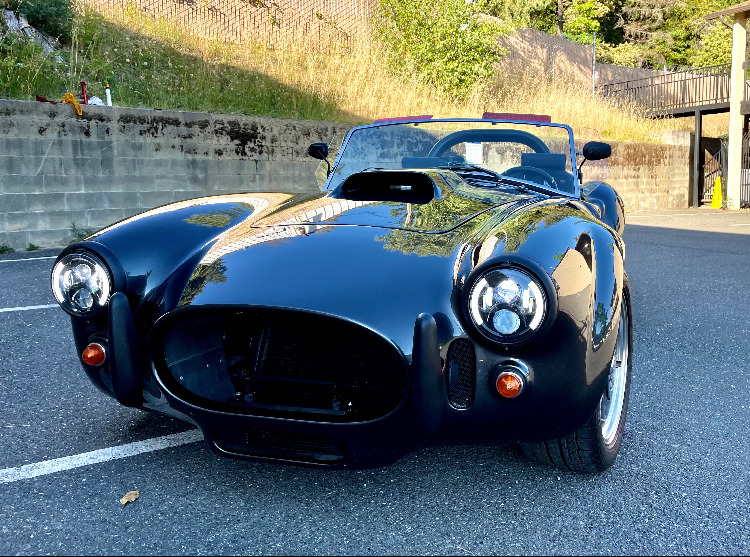 #382 - 2016 Cobra Replica Built by Emerson Motorsports | MAG Auctions