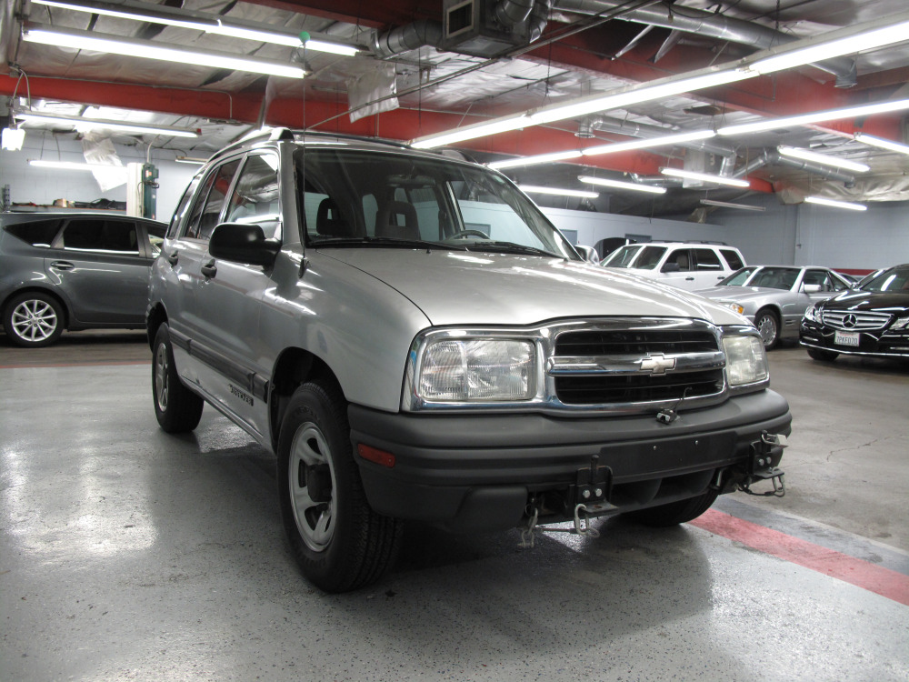 #154 - 2003 Chevrolet Custom TRACKER SUV | MAG Auctions