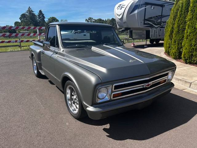 #183 - 1967 Chevrolet Stepside C 10 Restomod | MAG Auctions