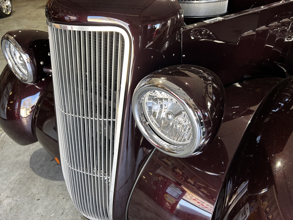 #599 - 1935 Dodge Custom Street Rod | MAG Auctions