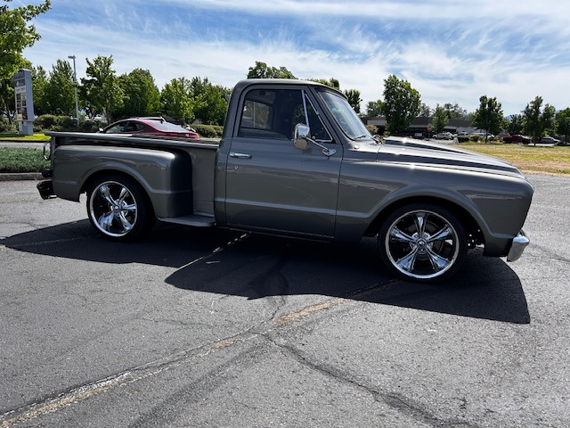 #423R - 1967 Chevrolet C10 Stepside Restomod | MAG Auctions