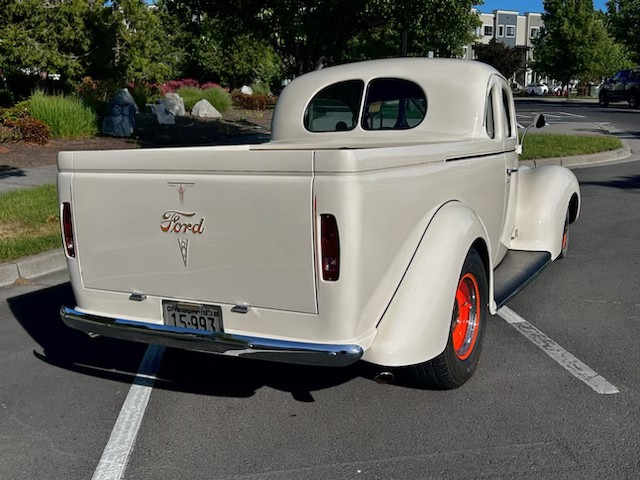 #567 - 1938 Ford UTE Custom Street Rod | MAG Auctions