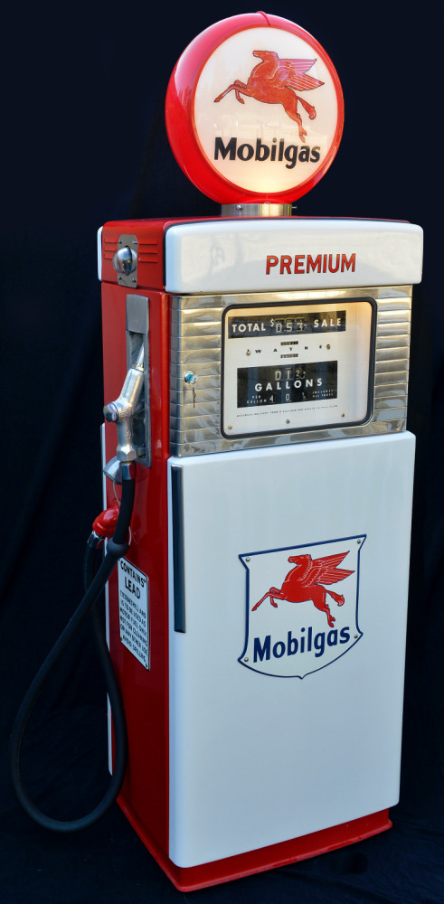 #M105 - Restored 1950’s Wayne Mobilgas Gas Pump | MAG Auctions