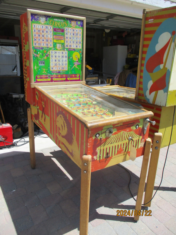 #M021 - Circus Bingo Arcade Game | MAG Auctions