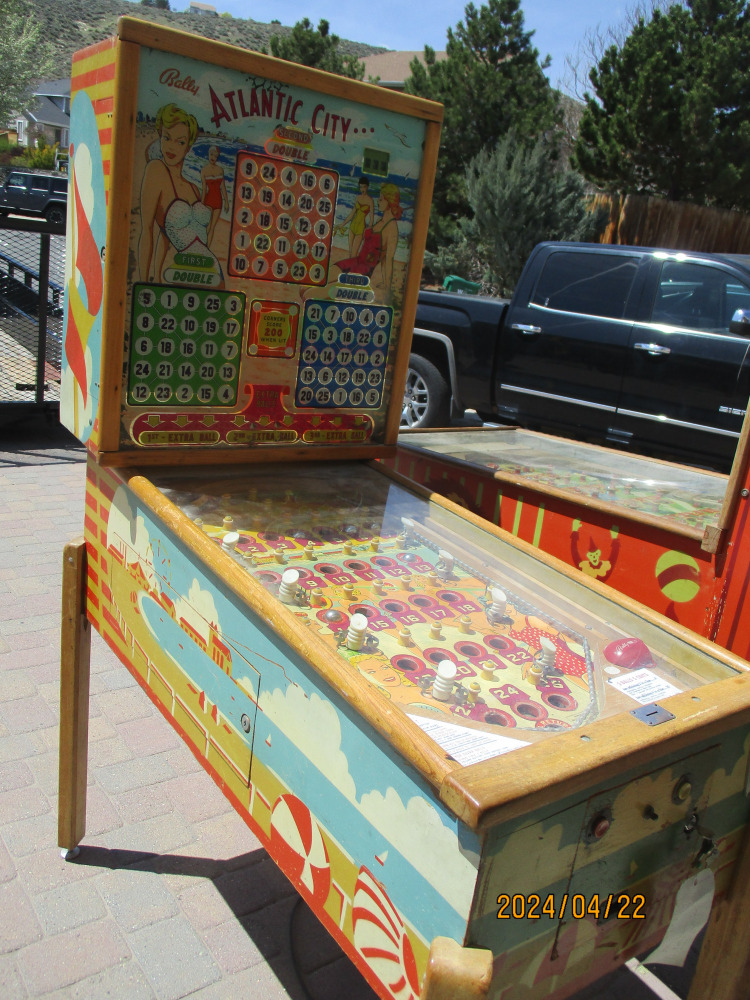 #M031 - Atlantic City Bingo Pinball Arcade Game | MAG Auctions