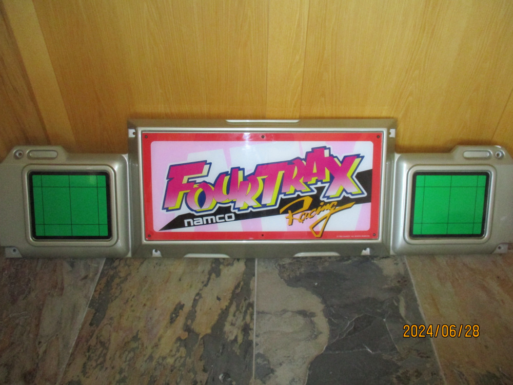 #M109 - Four Trax Arcade Sign | MAG Auctions
