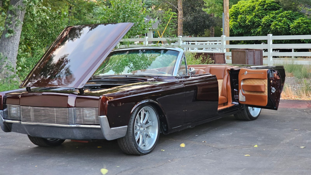 #627 - 1967 Custom Built Lincoln Convertible | MAG Auctions