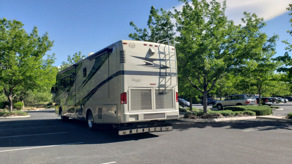 #634 - 2006 Monaco 38PDQ Knight Motorhome | MAG Auctions
