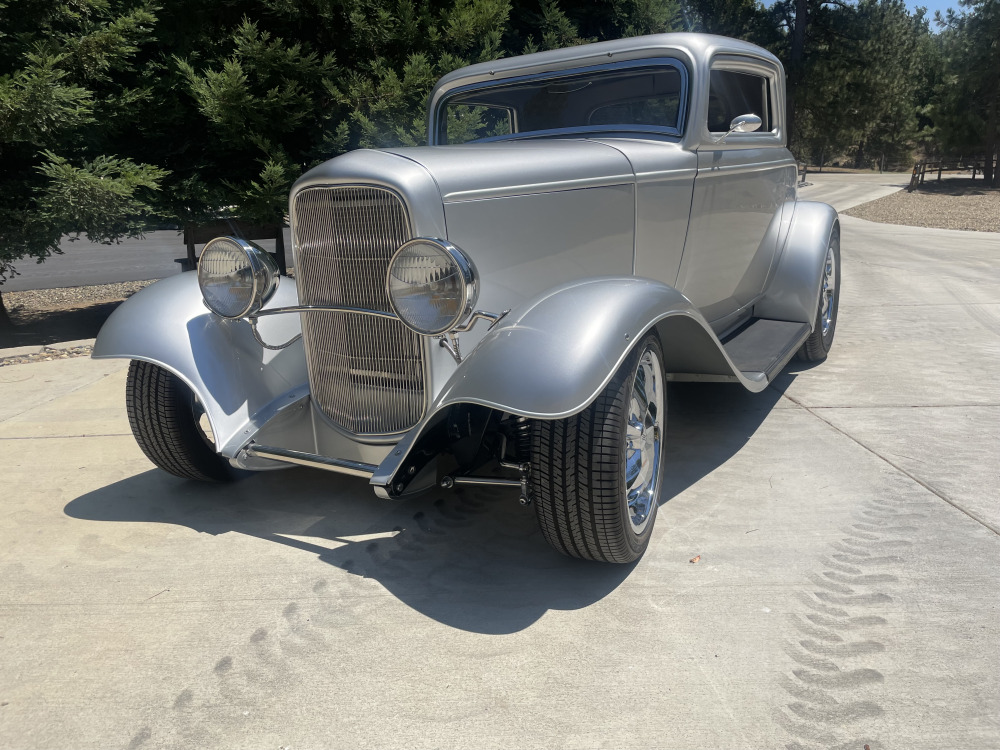 #388R - 1932 Ford Custom 3 window coupe | MAG Auctions