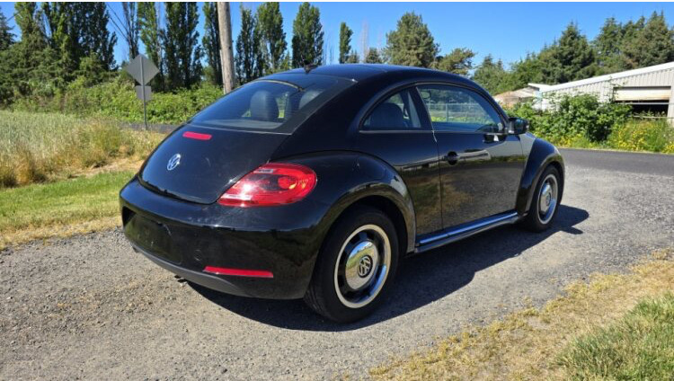 #120 - 2013 Volkswagen Beetle | MAG Auctions