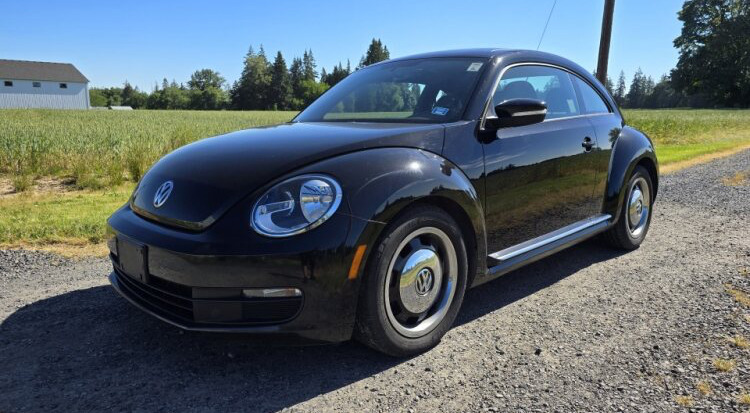 #120 - 2013 Volkswagen Beetle | MAG Auctions