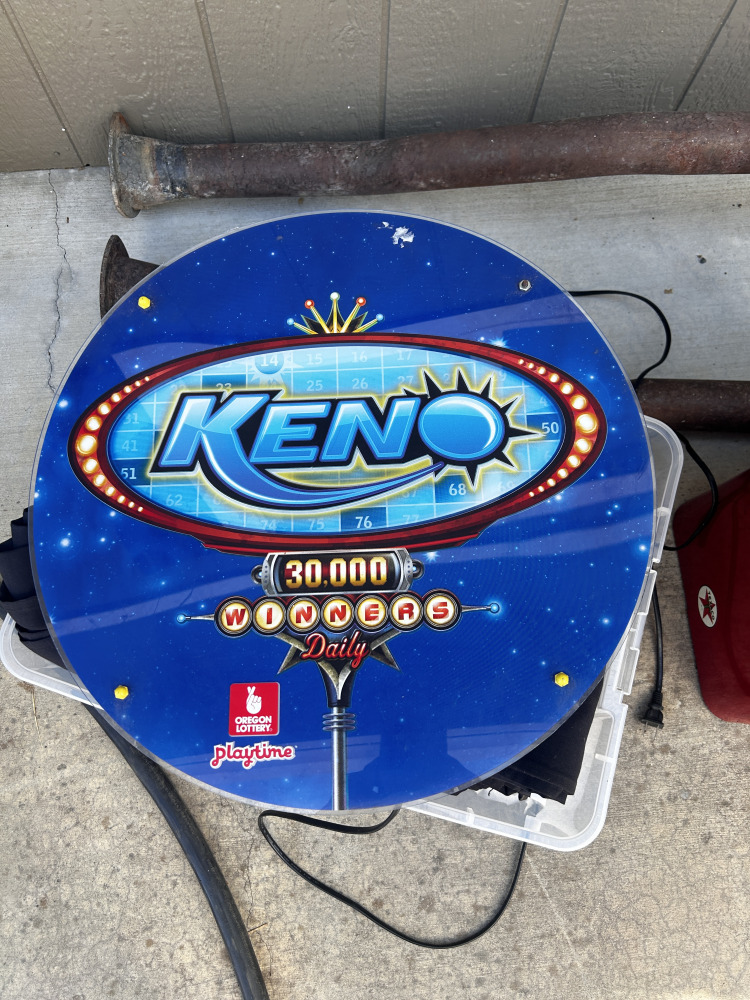 #M022 - Keno light up sign | MAG Auctions
