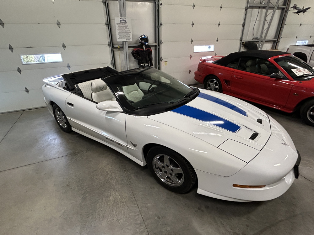 #526 - 1995 Pontiac Trans Am convertible | MAG Auctions