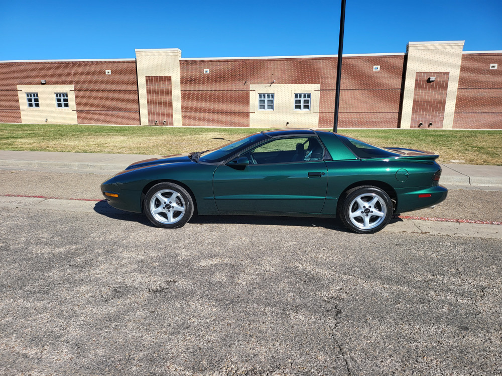 #354 - 1996 Pontiac Firebird Formula WS6 | MAG Auctions