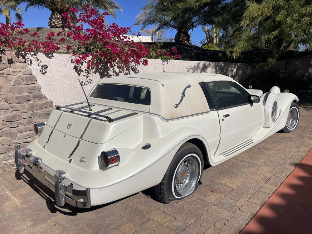 #172 - 1988 CMC Custom Hardtop Coupe | MAG Auctions