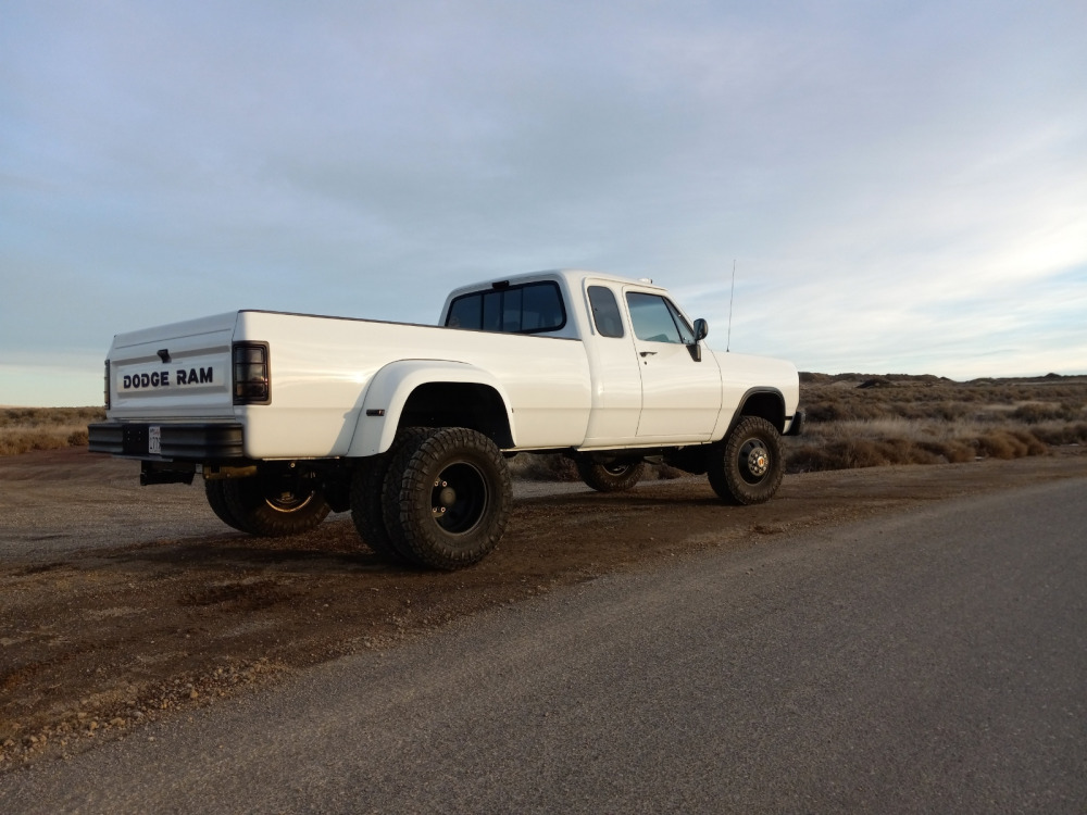 #420 - 1993 Dodge W350 Dually pickup | MAG Auctions