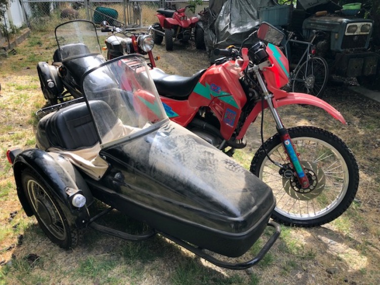 #110 - 1994 CZ 180 Enduro Motorcycle | MAG Auctions