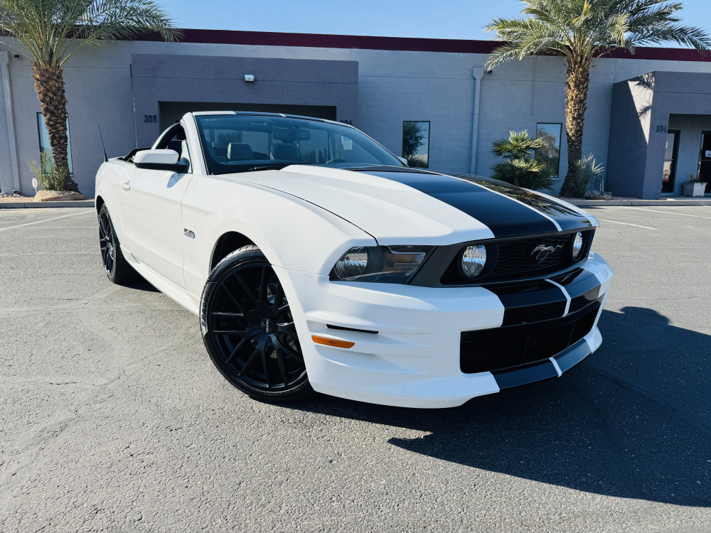 #520 - 2012 Ford Mustang Convertible | MAG Auctions