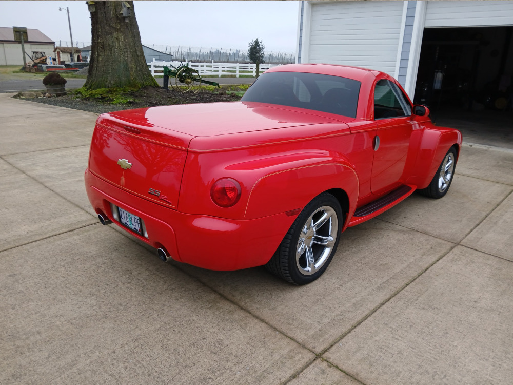 #258R - 2003 Chevrolet SSR pickup | MAG Auctions