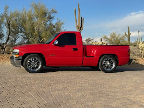 #551 - 2000 Chevrolet Short Box Pickup | MAG Auctions