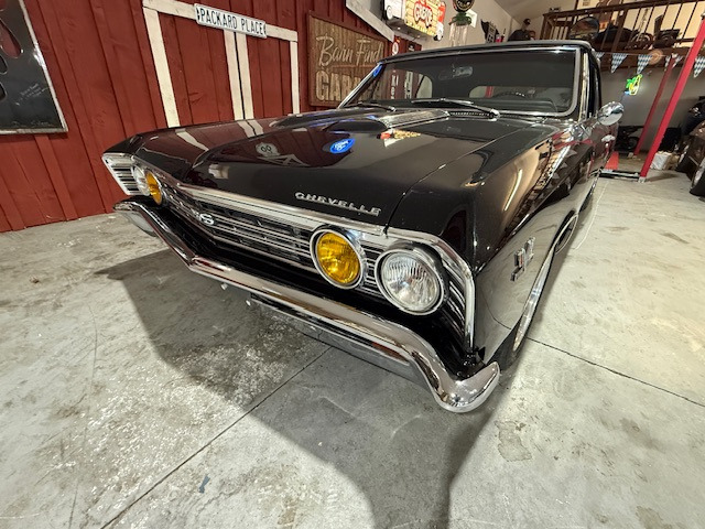 #372 - 1967 Chevrolet Chevelle Convertible Resto Mod LS Swap | MAG Auctions