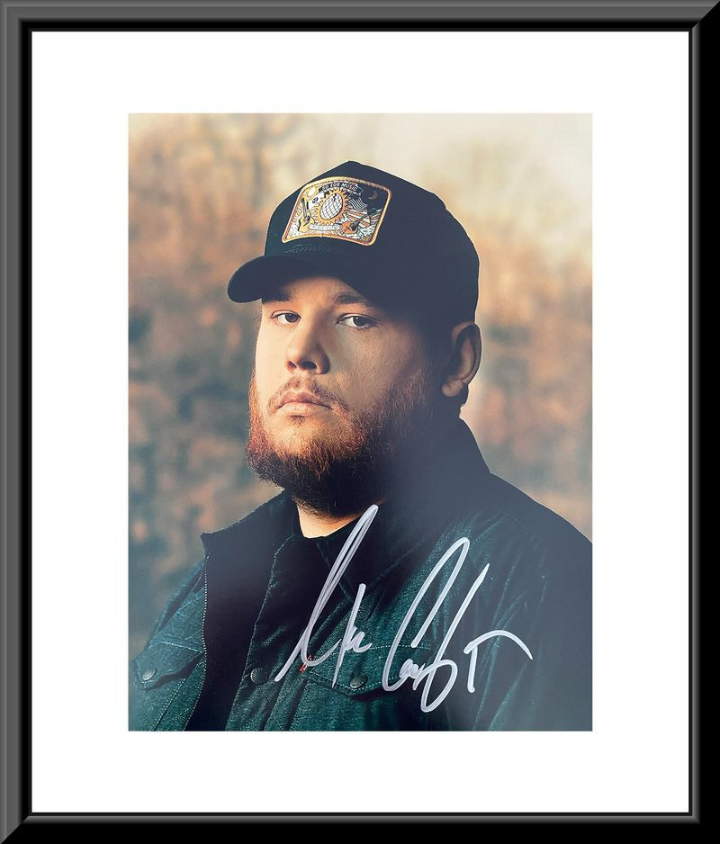 #M112 - Luke Combs signed photo | MAG Auctions