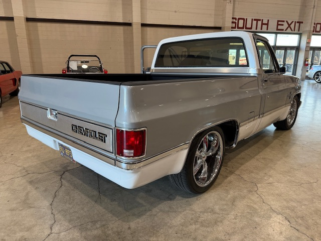 #310 - 1984 GMC C15 Pickup | MAG Auctions