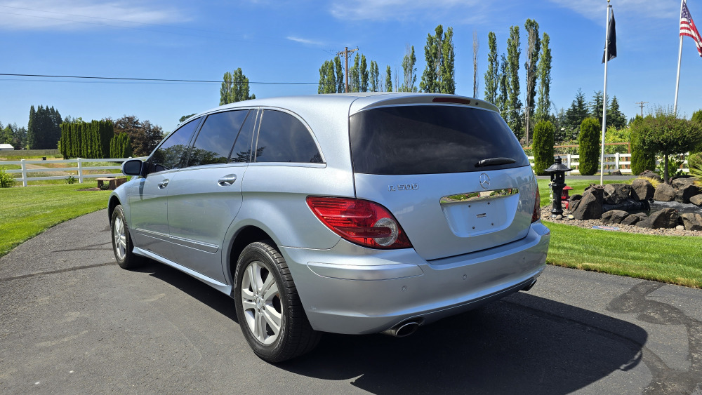 #104 - 2006 Mercedes-Benz R500 | MAG Auctions