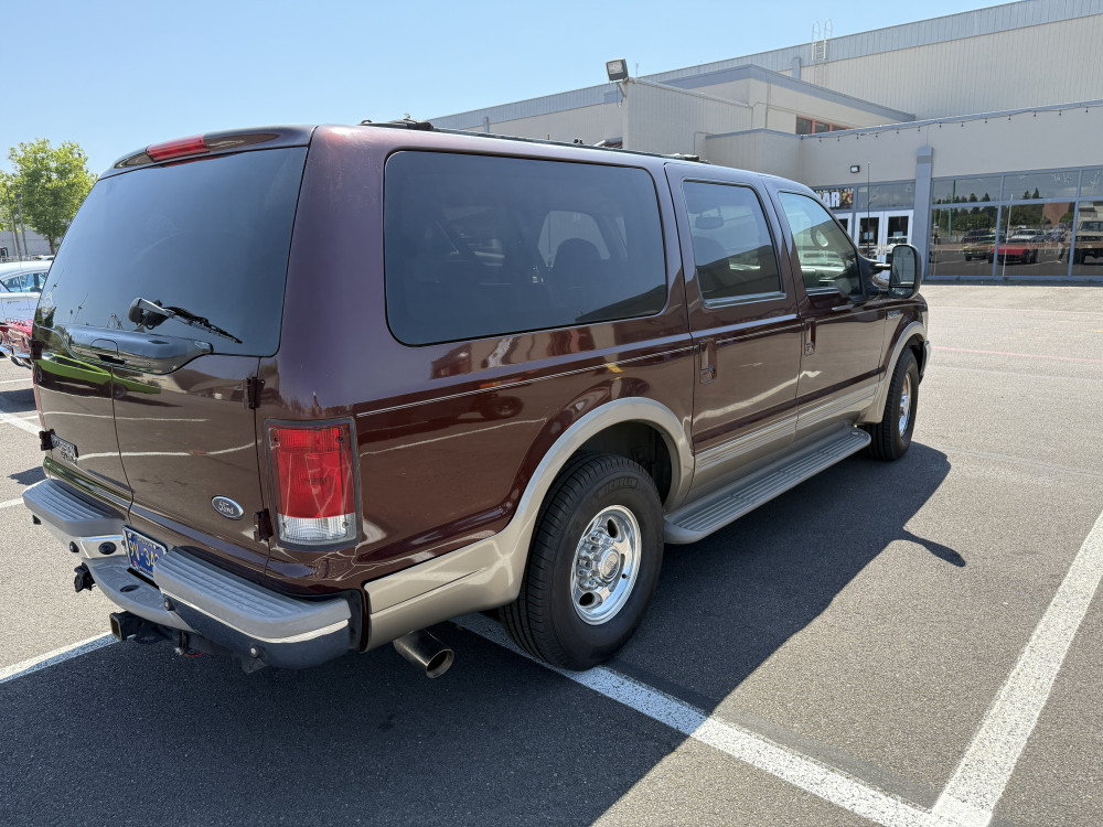 #306 - 2001 Ford Excursion | MAG Auctions