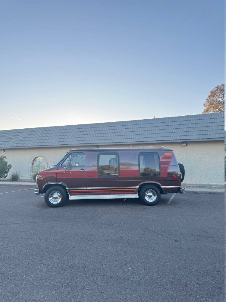 #318 - 1979 Chevrolet G20 Van | MAG Auctions