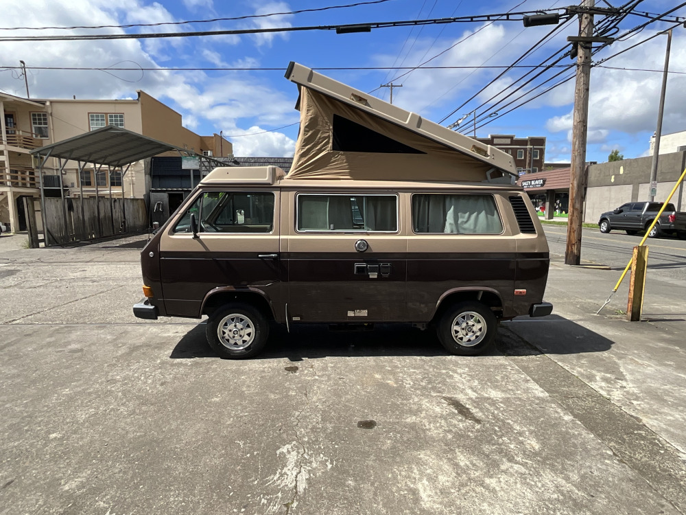 #319 - 1984 Volkswagen Westfalia Wolfsburg edition | MAG Auctions