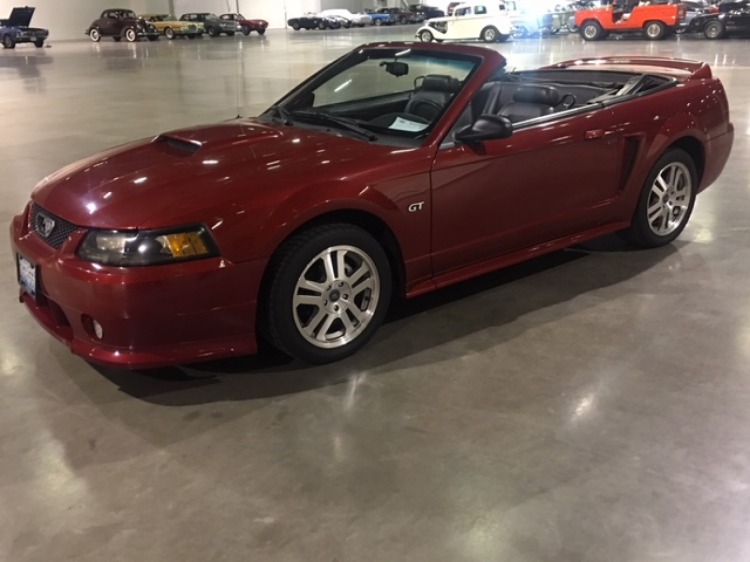 #142 - 2000 Ford Mustang Convertible | MAG Auctions