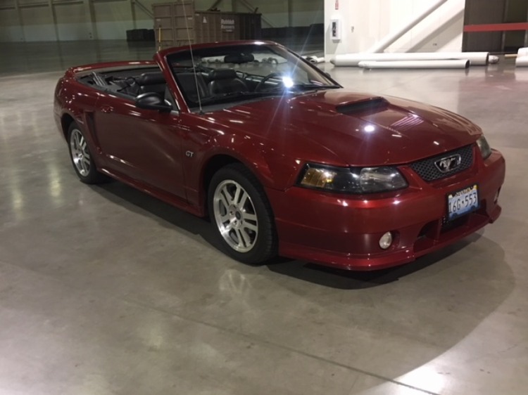 #142 - 2000 Ford Mustang Convertible | MAG Auctions