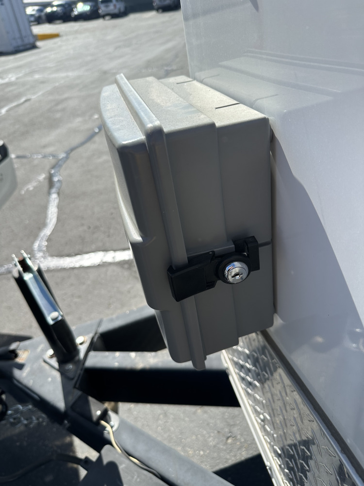 #126 - 2017 20' Look Utility Trailer | MAG Auctions
