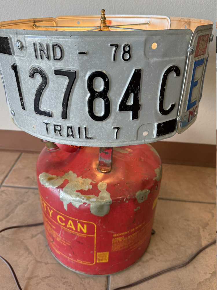 #M168 - Vintage Gas Can License Plate Lamp | MAG Auctions