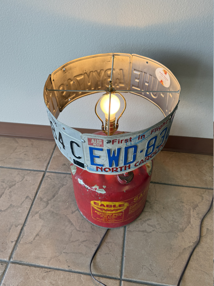 #M168 - Vintage Gas Can License Plate Lamp | MAG Auctions