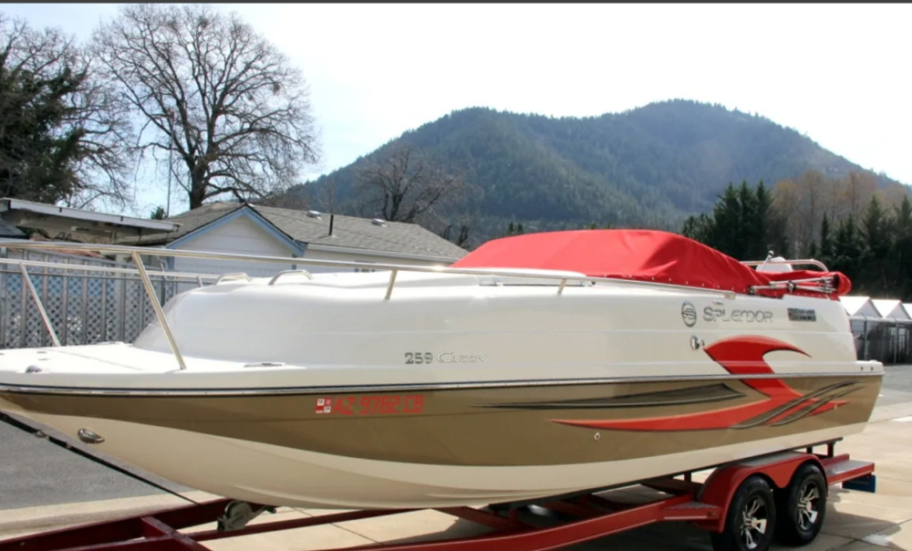 #168 - 2021 Splendor 259 Cuddy Cabin Boat w/ trailer | MAG Auctions
