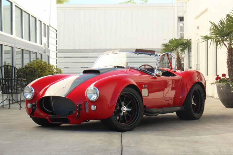 #637 - 2016 Superformance Custom Cobra 2-DOOR ROADSTER | MAG Auctions