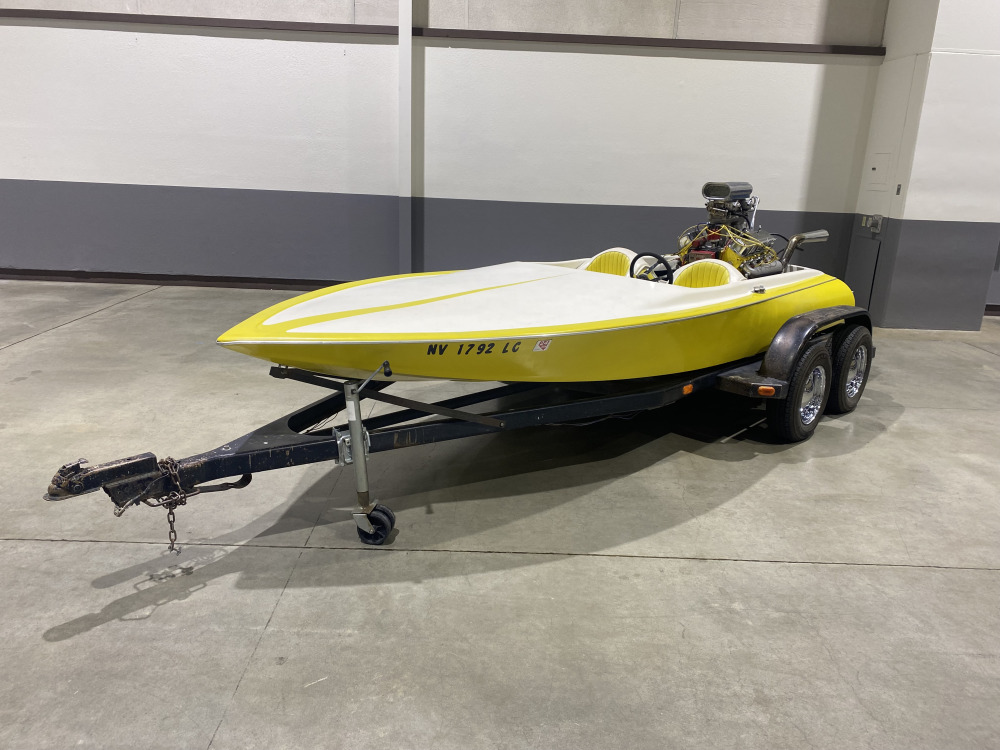 #114 - 1974 Hondo Flat Bottom Speed Boat w/ trailer | MAG Auctions