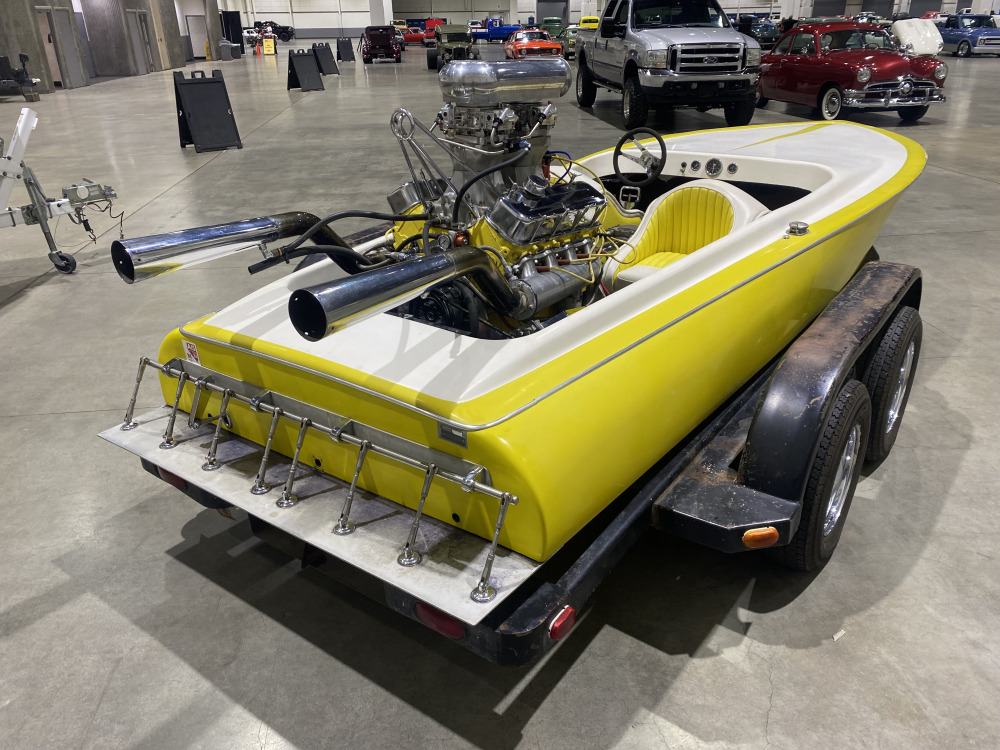 #114 - 1974 Hondo Flat Bottom Speed Boat w/ trailer | MAG Auctions