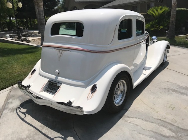 #381 - 1933 Ford Vicky 2 door sedan custom | MAG Auctions